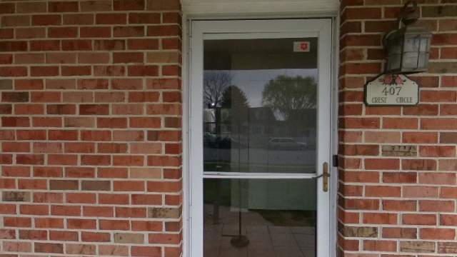 407 Crest Circle
